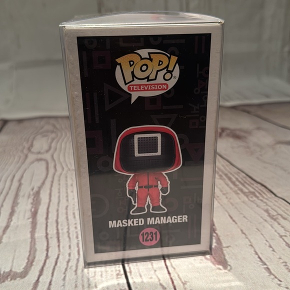 Funko | Toys | Nib Funko Pop Squid Game Season Circle Masked Manager ...